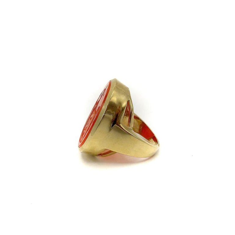 14k Gold Large Carnelian Justice Intaglio Signet Ring For Sale at 1stDibs