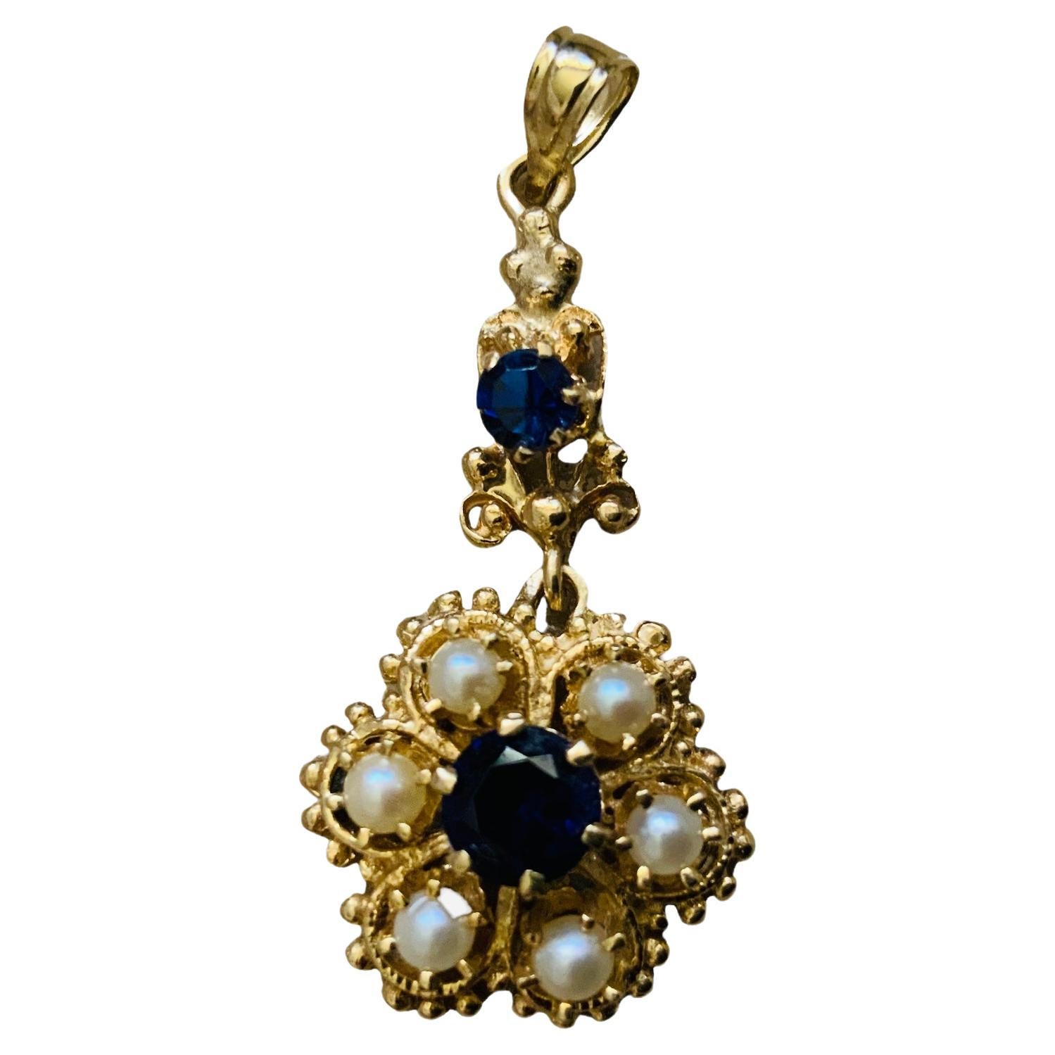 14K Gold Pearl And Blue Topaz Flower Pendant For Sale at 1stDibs