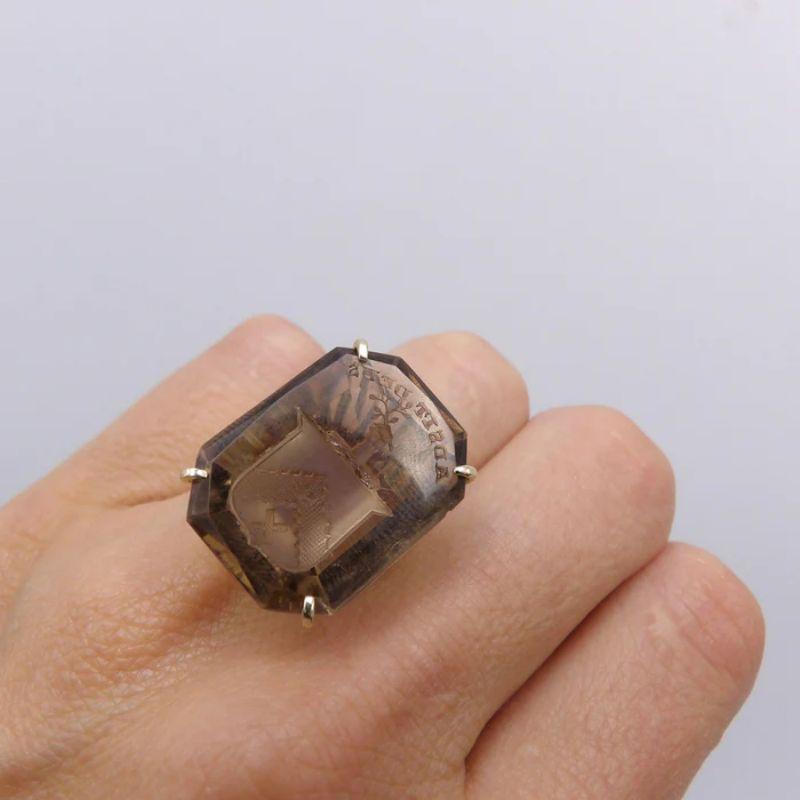 14K Gold Smoky Quartz Intaglio Signet Ring For Sale at 1stDibs