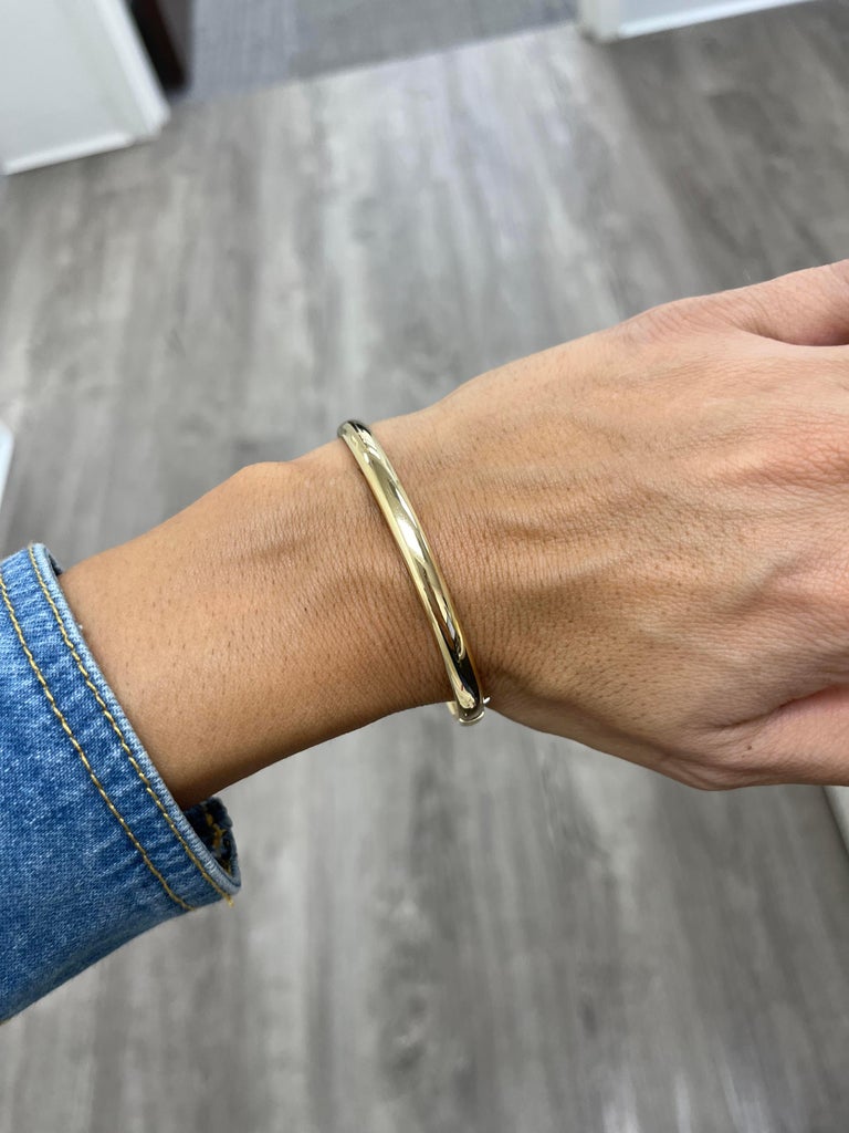 14K Gold Stackable Bangle For Sale at 1stDibs