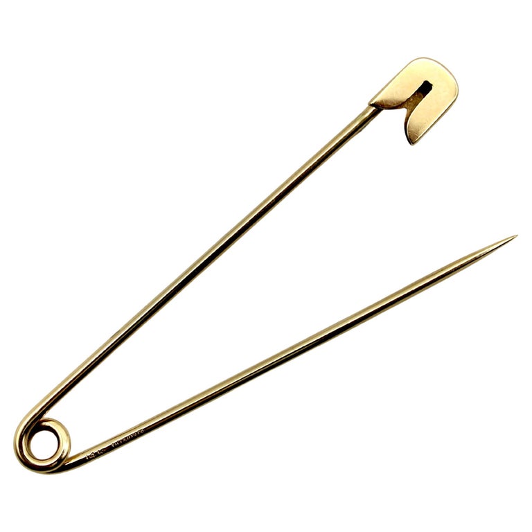 14k Gold Tiffany and Co. Retro Large Safety Pin Brooch For Sale at 1stDibs