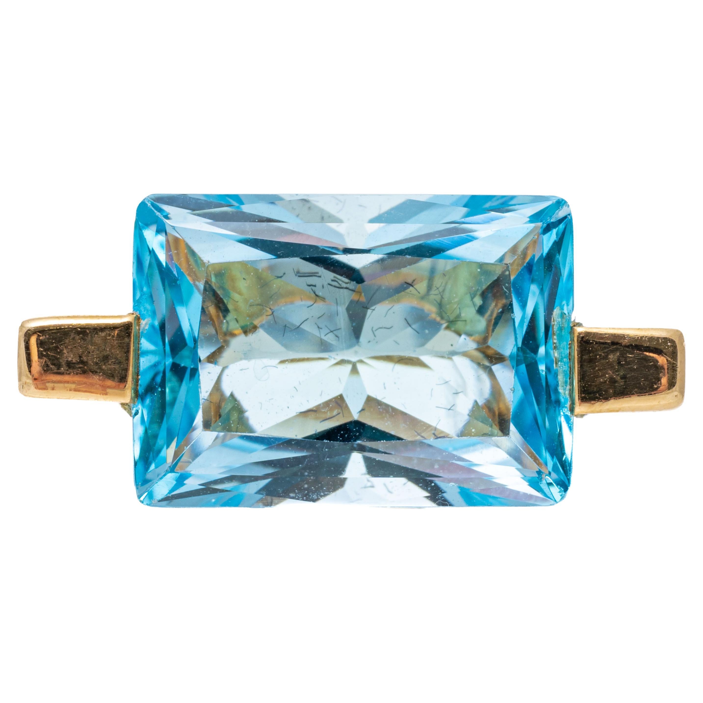14k Gold Ultra Modern Rectangular Blue Topaz Columnar Style Ring For ...