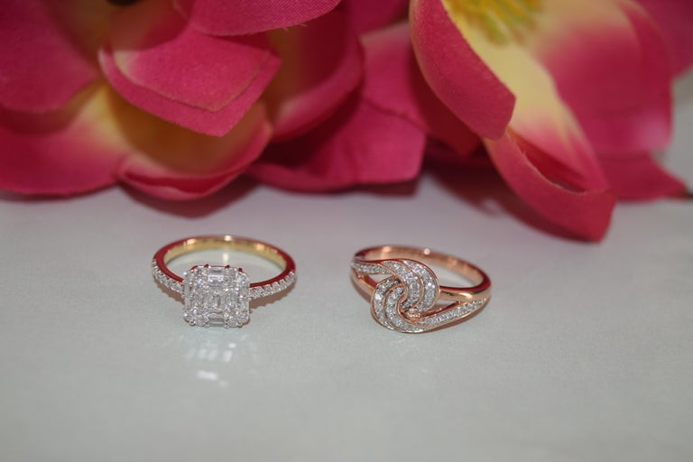 14K Rose Gold Intertwined Diamond Ring For Sale at 1stDibs
