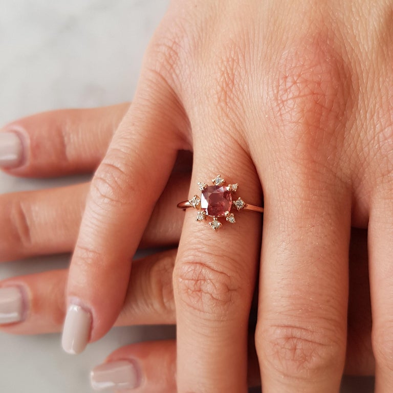 14 Karat Rose Gold Malaya Garnet and Diamonds Ring For Sale at 1stDibs