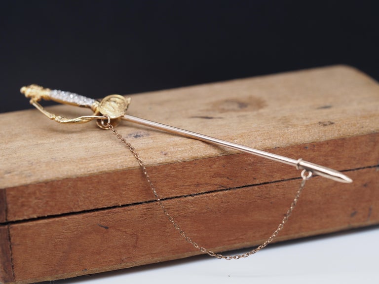 14k Sword Pin with Diamonds and Intricate Detail For Sale at 1stDibs