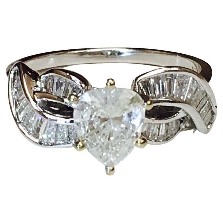 14k White Gold and 1.20 Carat Diamond Engagement Ring For Sale at 1stDibs
