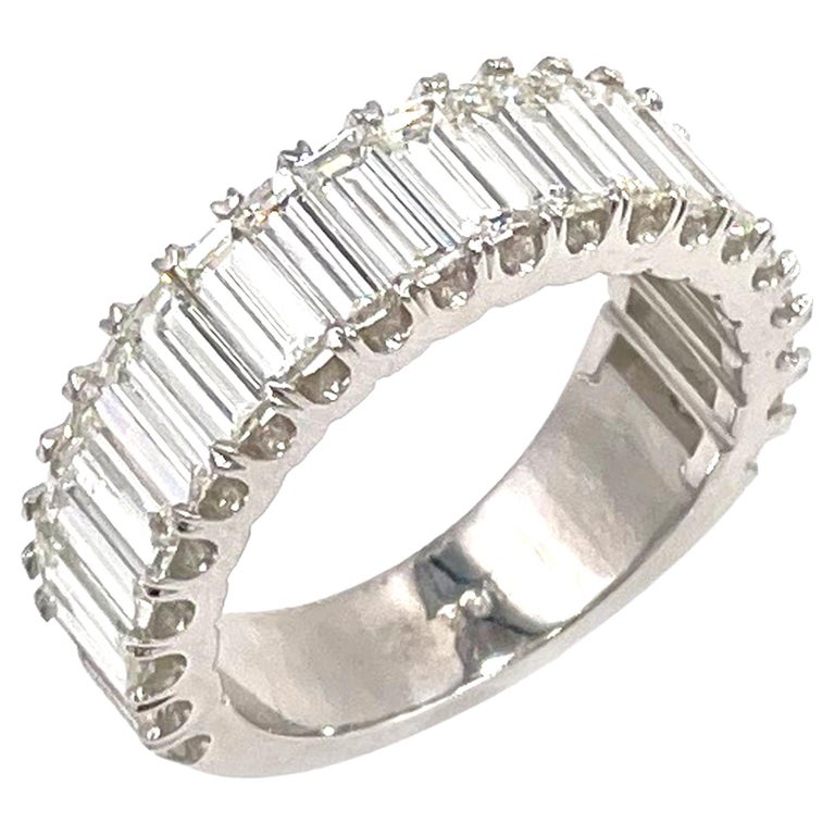 14K White Gold Baguette Diamond Ring Band For Sale at 1stDibs