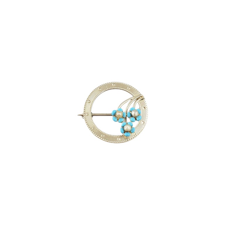 14K White Gold Circle Flower Pin with Pearls For Sale at 1stDibs