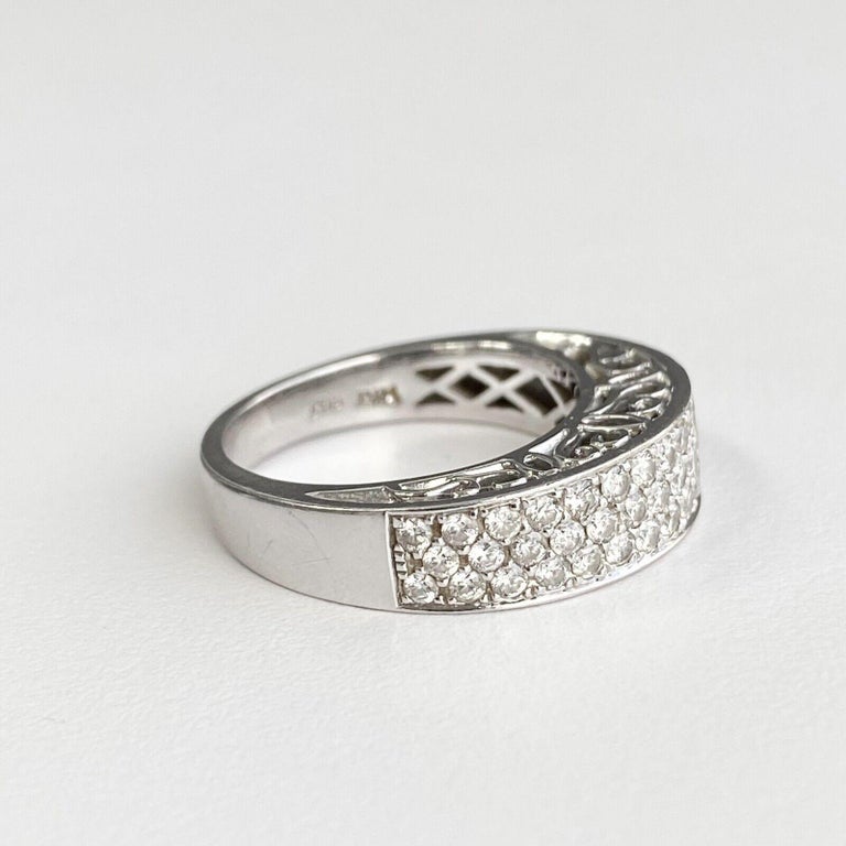 14k White Gold Diamond Pave' Ring For Sale at 1stDibs