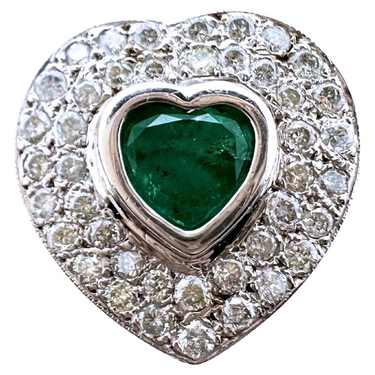 14k White Gold Emerald Heart Shaped Pendant with Diamonds For Sale at ...