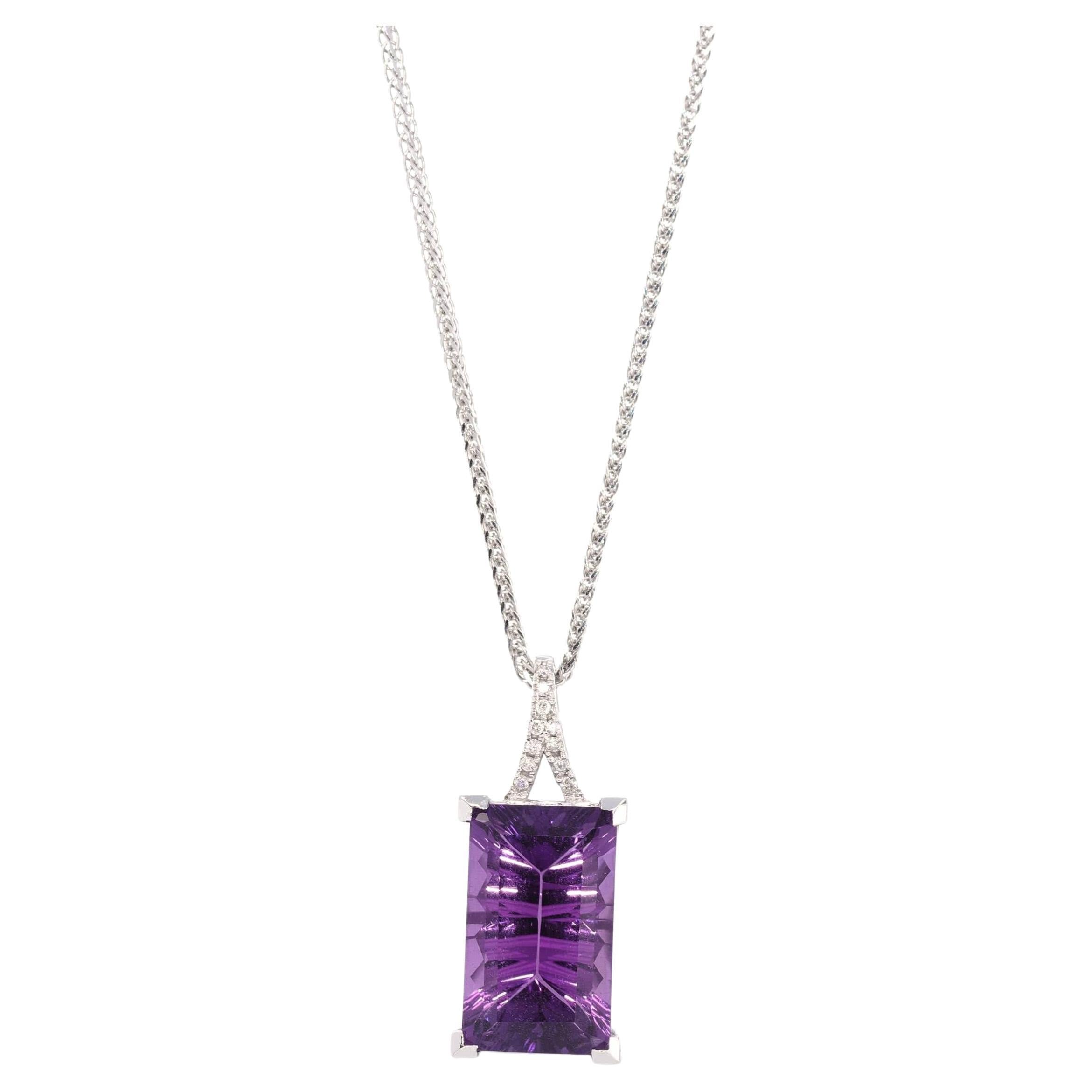 18k Rose Gold Royal Rose Quartz Pendant Necklace with Diamonds For Sale ...