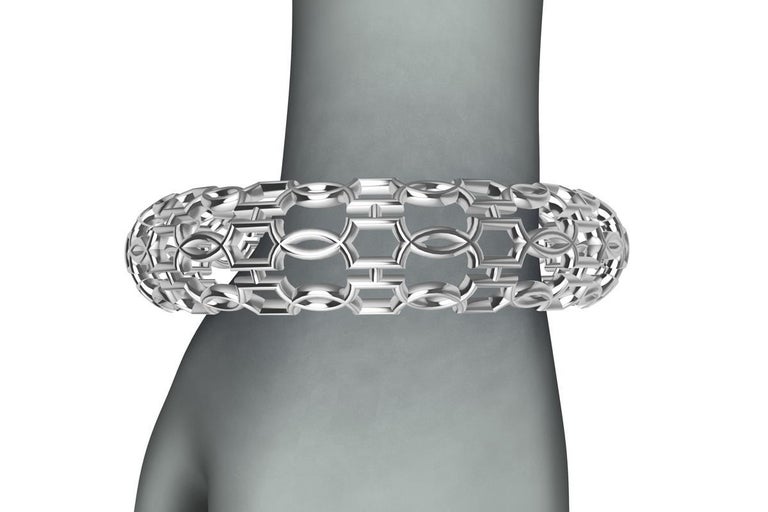 14 Karat White Gold Open Circles Bangle For Sale at 1stDibs