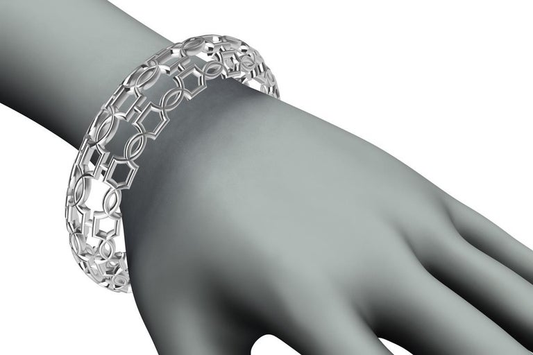 14 Karat White Gold Open Circles Bangle For Sale at 1stDibs