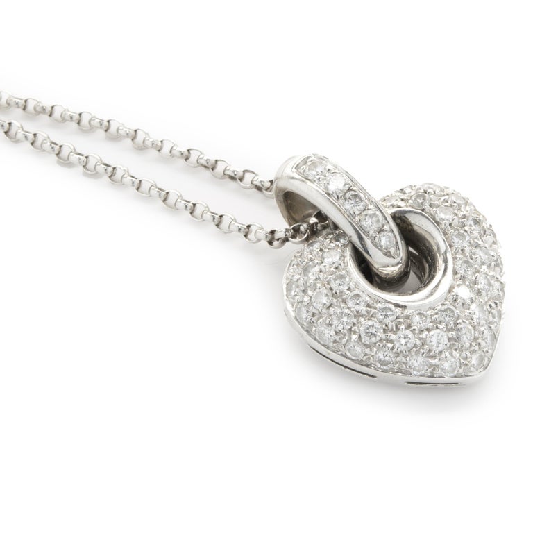 14k White Gold Pave Diamond Heart Pendant Necklace For Sale at 1stDibs