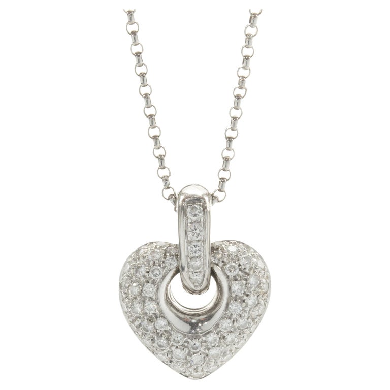 14k White Gold Pave Diamond Heart Pendant Necklace For Sale at 1stDibs