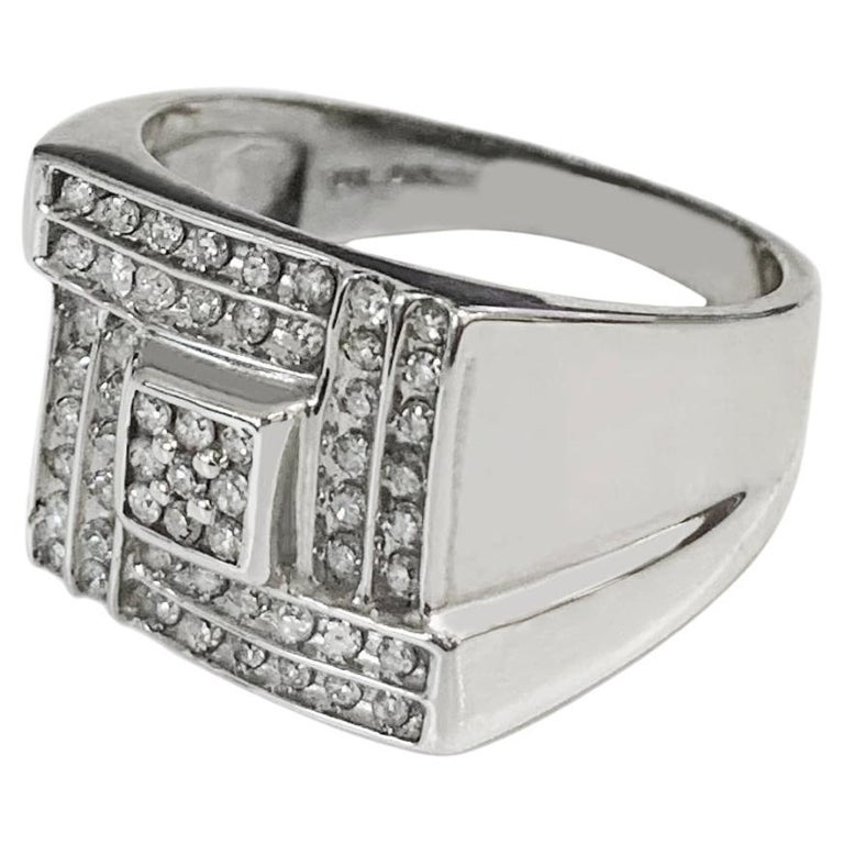 14k White Gold Square Ring with Diamonds For Sale at 1stDibs