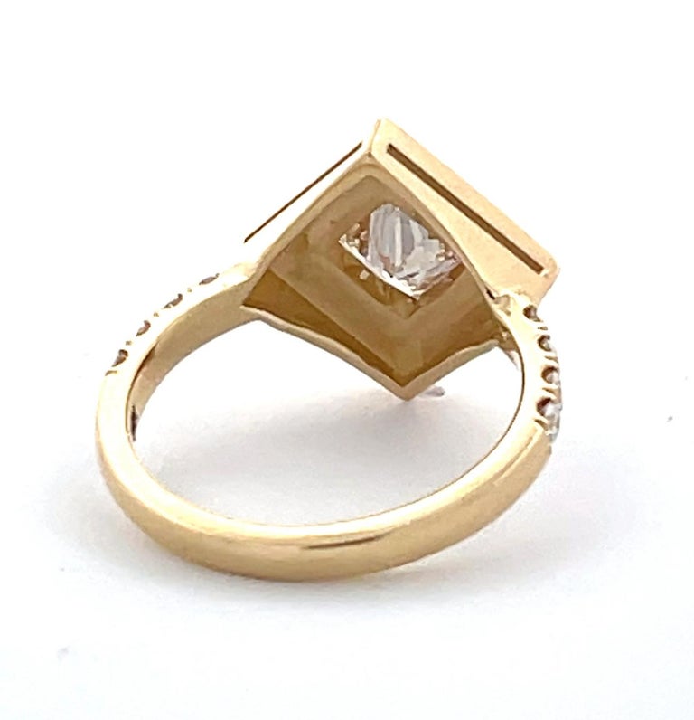 14K Yellow Gold 0.74ct Princess Cut Diamond Ring For Sale at 1stDibs