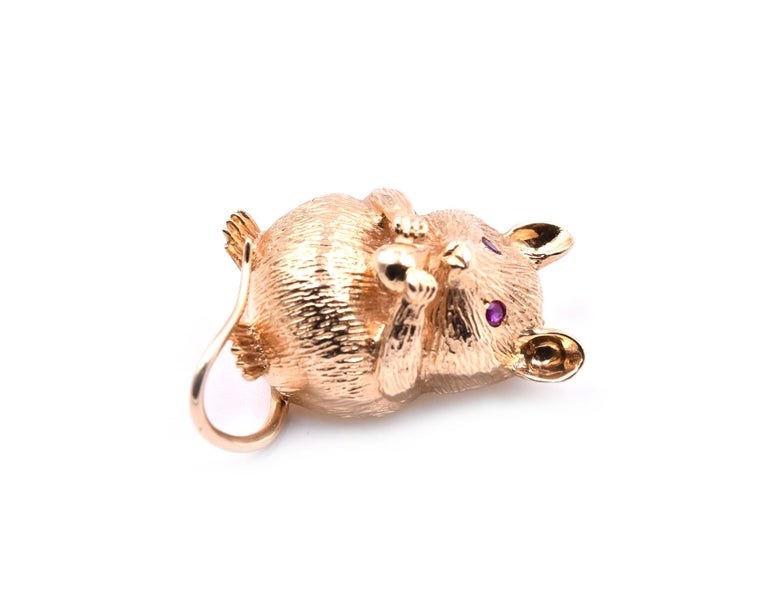 14 Karat Yellow Gold 3-Dimensional Mouse with Morsel Pin at 1stDibs