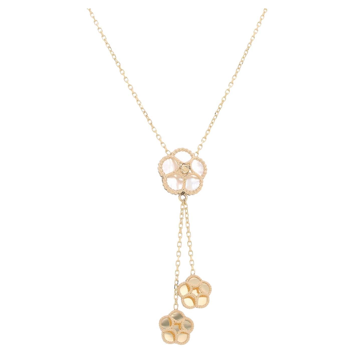 14K Yellow Gold and Mother of Pearl Flower Chain Necklace For Sale at ...