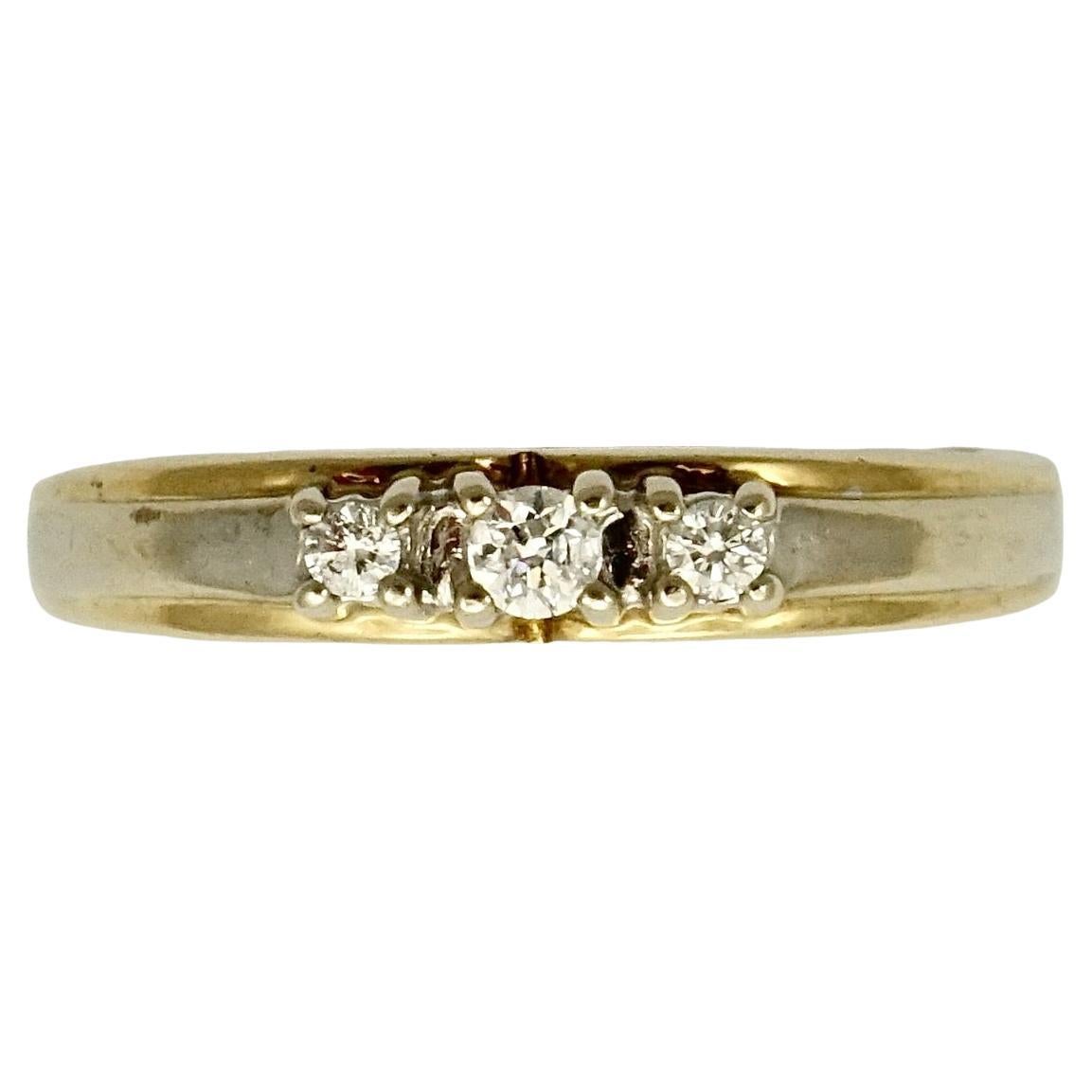 14K Yellow Gold and White Gold Three Stone Diamond Ring For Sale at 1stDibs