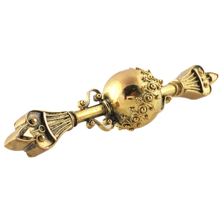 14k Yellow Gold Antique Pin / Brooch For Sale at 1stDibs