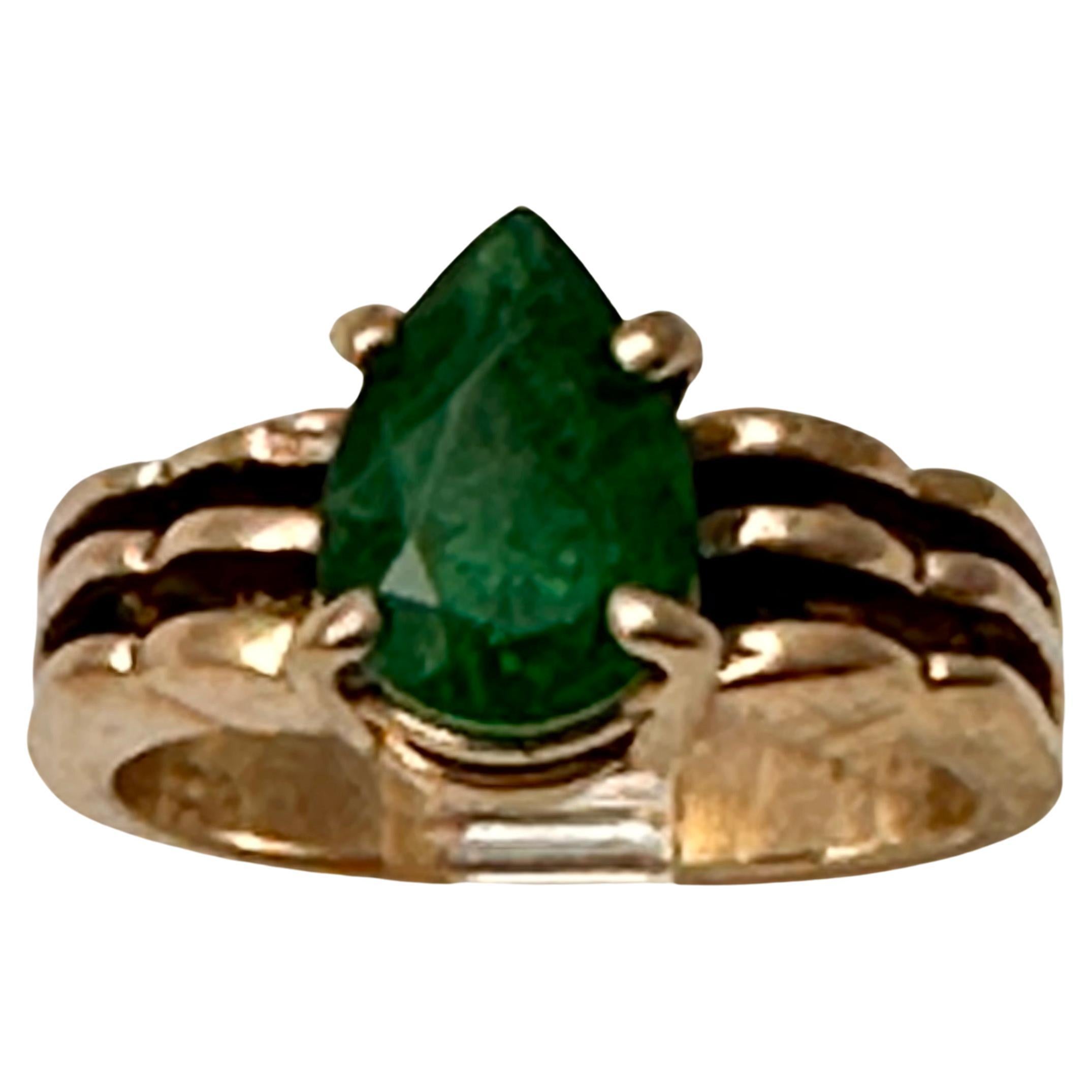14k Yellow Gold ~ 7mm x 9mm Pear/Teardrop Shaped Emerald Diamond Ring ...