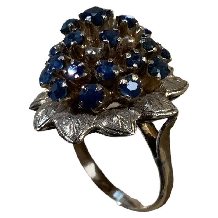 Yellow Gold Corundum Blue Sapphire Signet Ring For Sale at 1stDibs