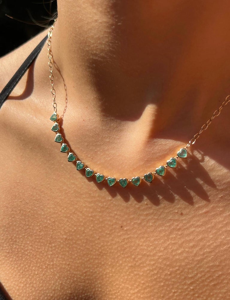 14k Yellow Gold Emerald Heart Bezel Necklace For Sale at 1stDibs