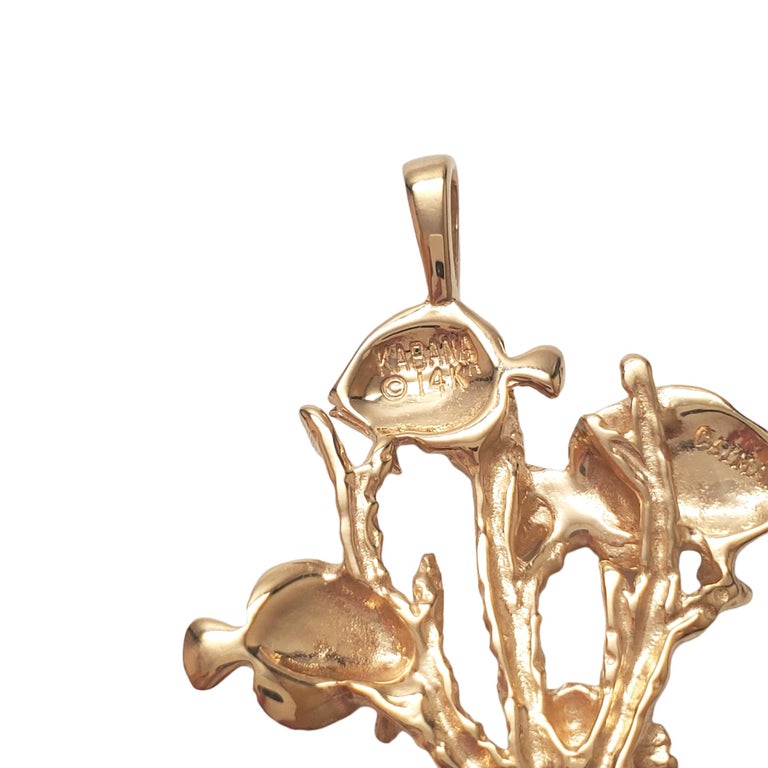 14K Yellow Gold Fish Coral Reef Pendant For Sale at 1stDibs