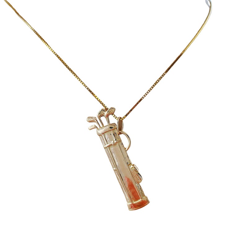 14K Yellow Gold Golf Club Pendant For Sale at 1stDibs