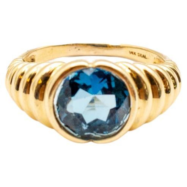 14K Yellow Gold Ladies Cocktail Jewelry Ring For Sale at 1stDibs