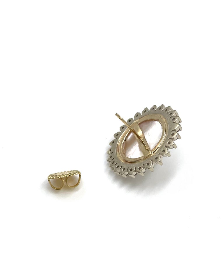 14K Yellow Gold Large Mobe Pearl Studs For Sale at 1stDibs