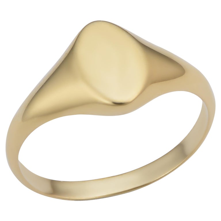 14K Yellow Gold Marquoise Signet Ring For Sale at 1stDibs