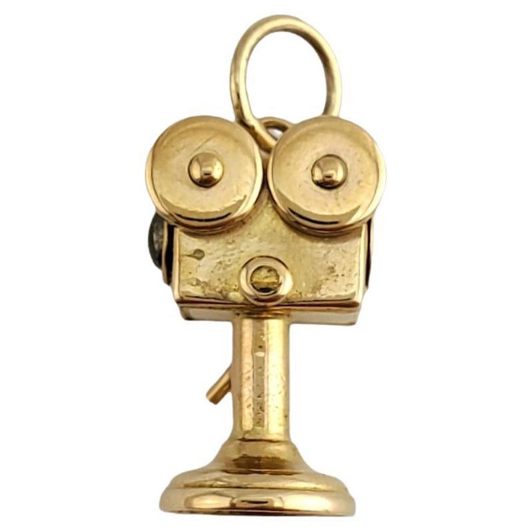 14K Yellow Gold Movie Camera Charm For Sale at 1stDibs