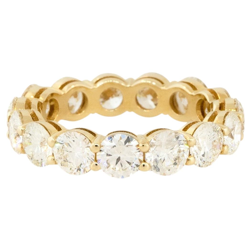 18K Yellow Gold 1.67 Carat Diamond Repeating Quatrefoil Eternity Ring ...