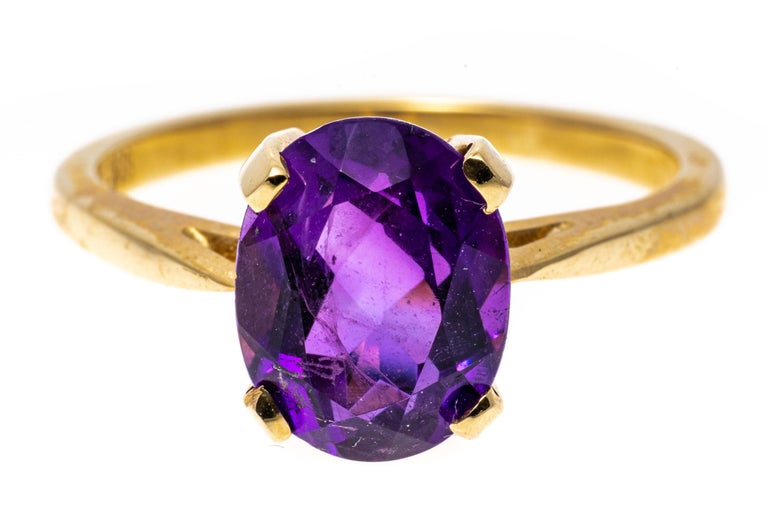 14k Yellow Gold Oval Mixed Cut Purple Amethyst Ring For Sale at 1stDibs
