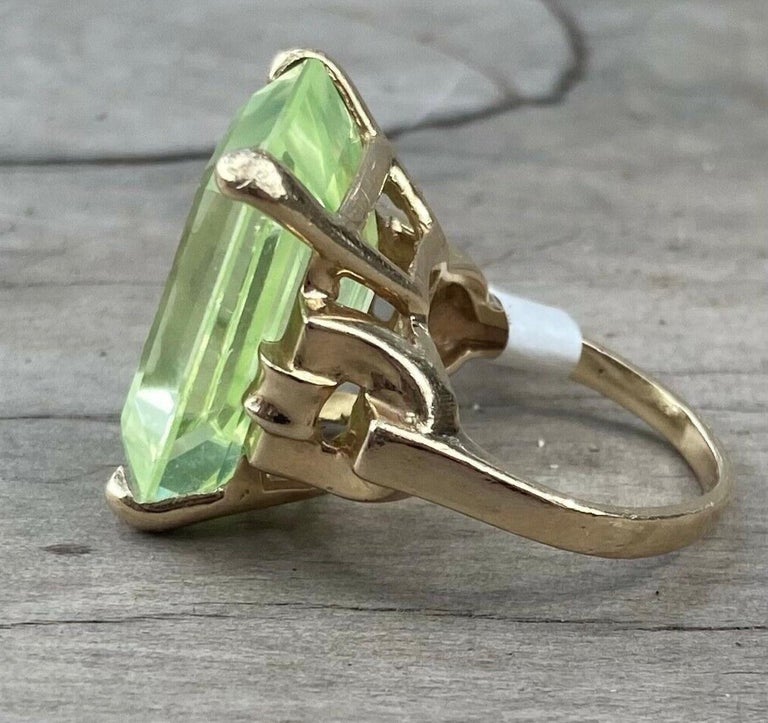 14K Yellow Gold Peridot Cocktail Ring at 1stDibs