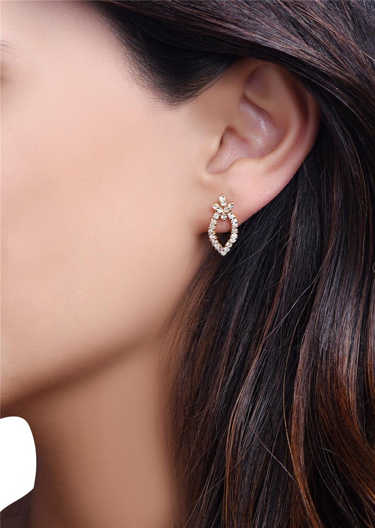 14 Karat Yellow Gold Pineapple Shape Diamond Earring For Sale at 1stDibs