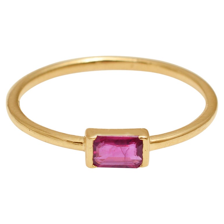 Customizable 14K Yellow Gold Ruby Ring For Sale at 1stDibs