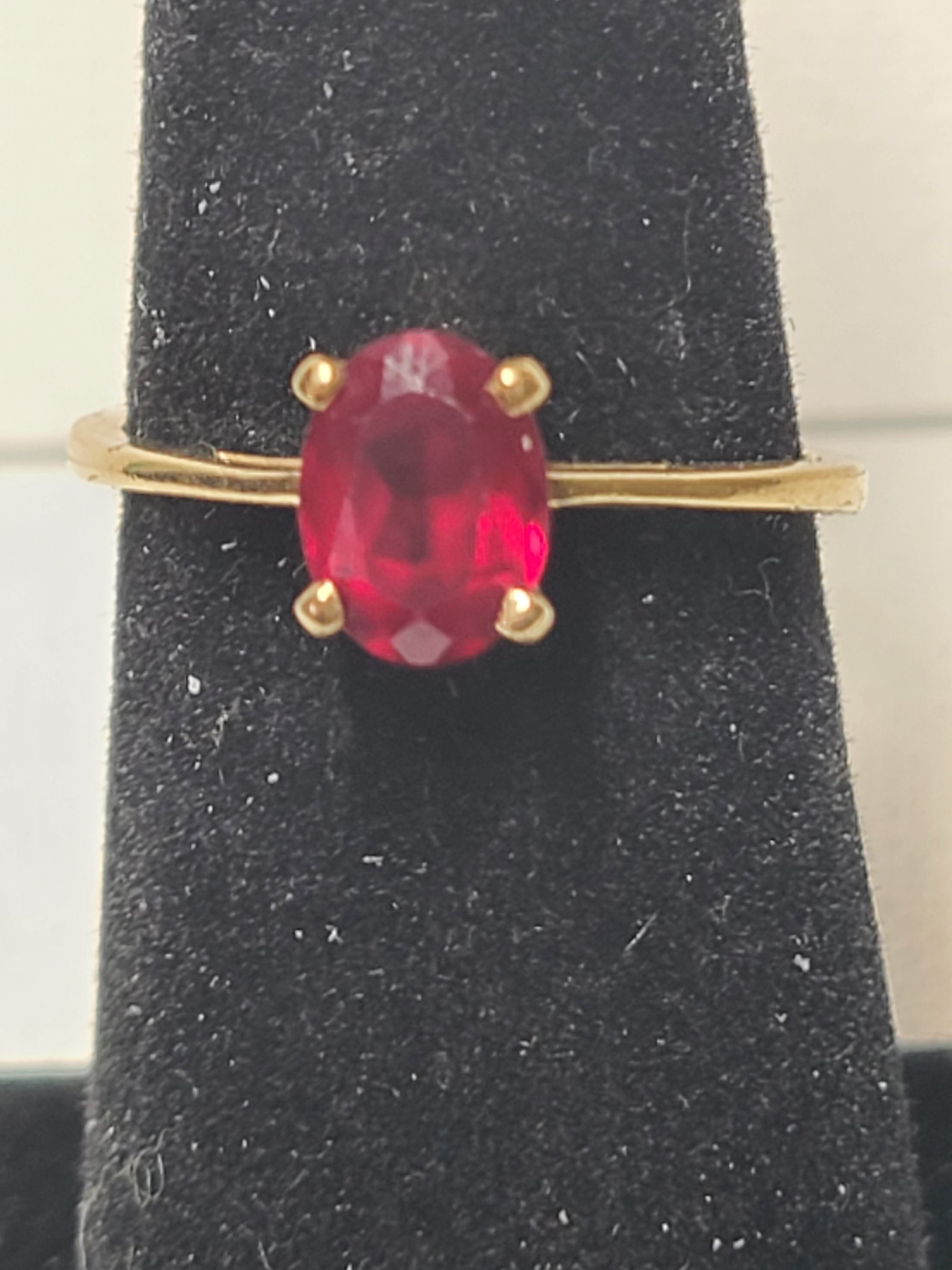 14k Yellow Gold Ruby Solitaire Ring For Sale at 1stDibs