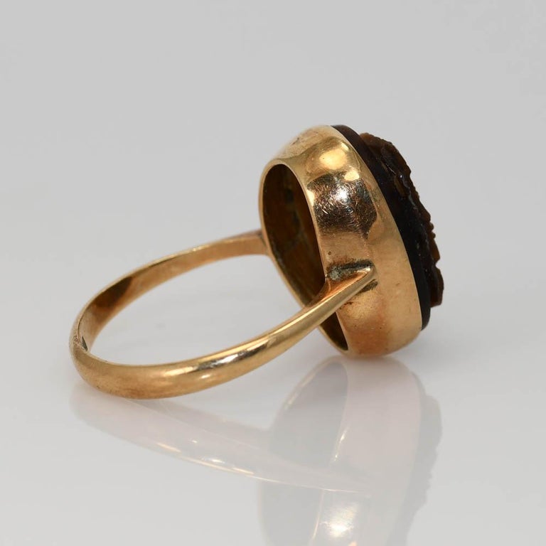 14k Yellow Gold Tigers Eye Signet Ring, 3.8gr For Sale at 1stDibs