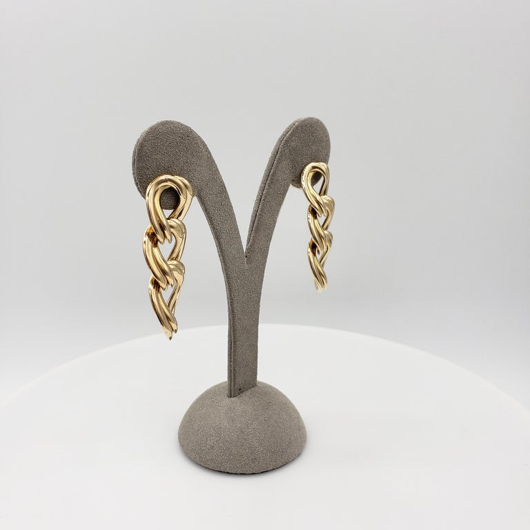 14 Karat Yellow Gold Triple Chain Dangle Earrings For Sale at 1stDibs