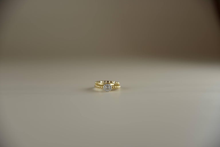 14K Yellow Gold Twisted Rope Diamond Ring For Sale at 1stDibs