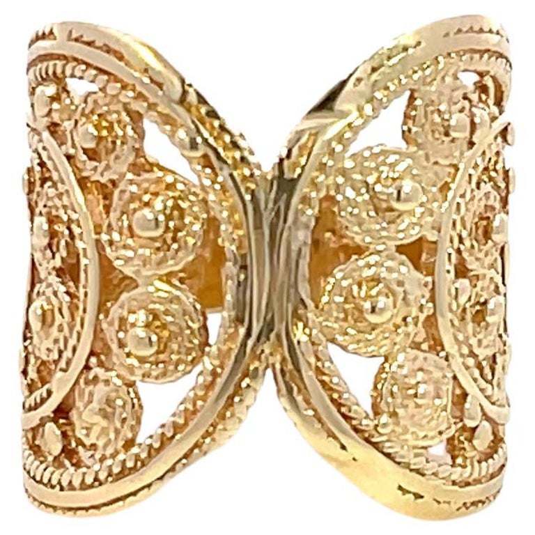 14K Yellow Gold Vintage Style Ring For Sale at 1stDibs