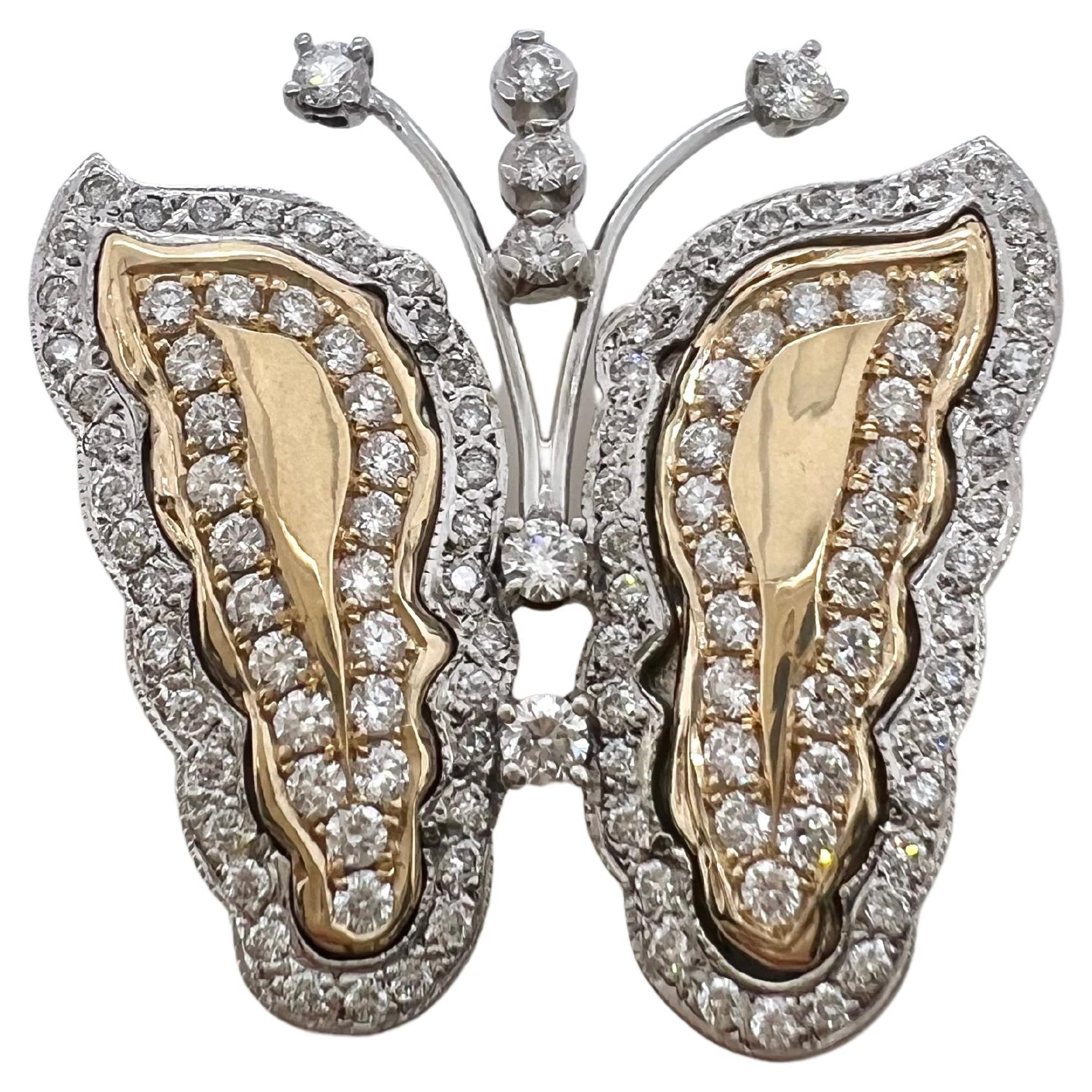14K Diamond Pave Butterfly Pendant Necklace Yellow Gold For Sale at 1stDibs