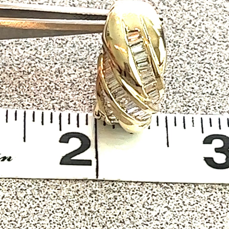 14kt 1.75 Carat 3 Row Channel Set Baguette Diamond Ring For Sale at 1stDibs