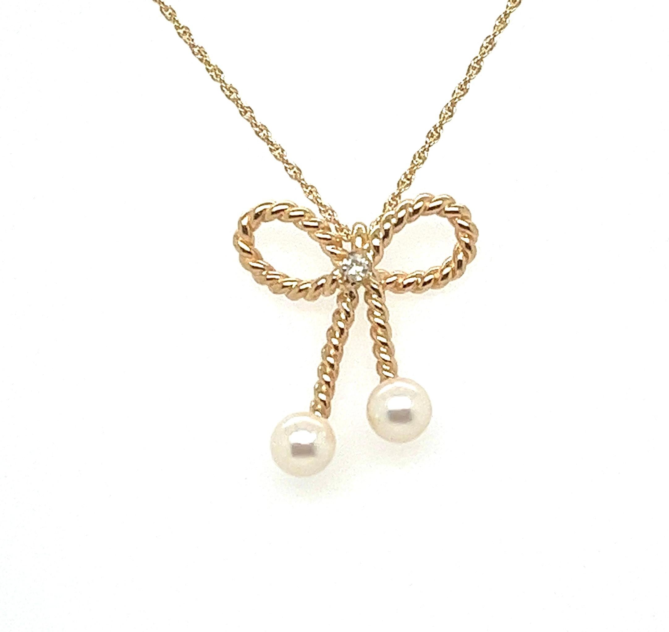 14kt Gold Ribbon Bow Pendant with Pearls . For Sale at 1stDibs