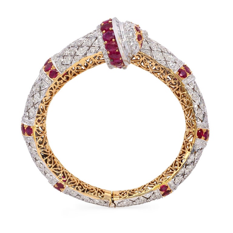 15 Carat Diamond and 8 Carat Natural Ruby Cuff Bracelet For Sale at 1stDibs