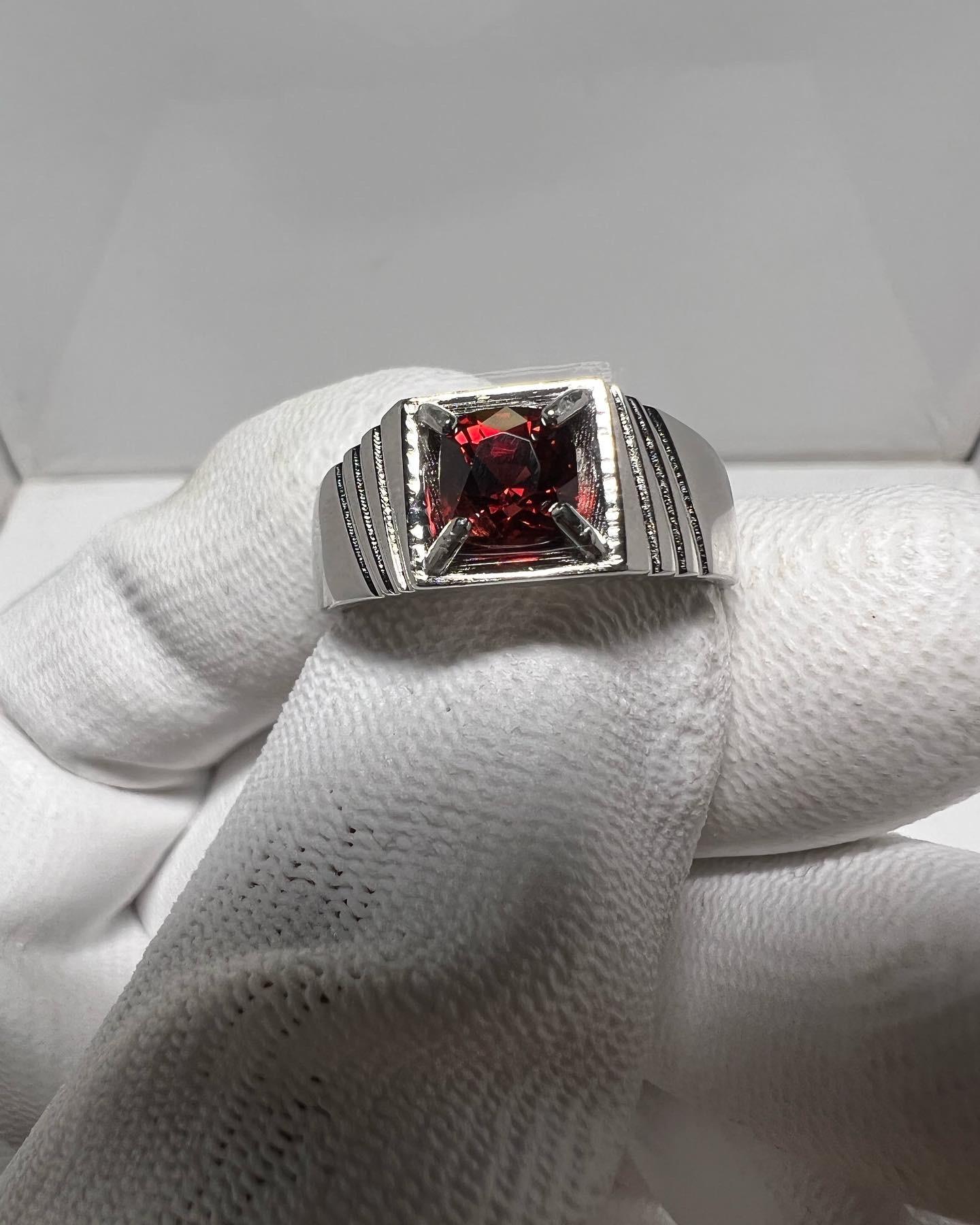 1.5 Carat Vivid Red Spinel Mens Silver Ring For Sale at 1stDibs | mens ...