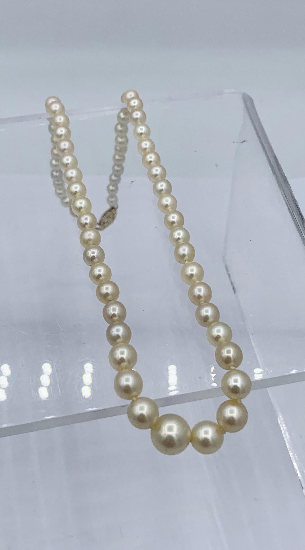 Graduated Pearl Necklace 14 Karat Gold Clasp Hollywood Regency at 1stDibs